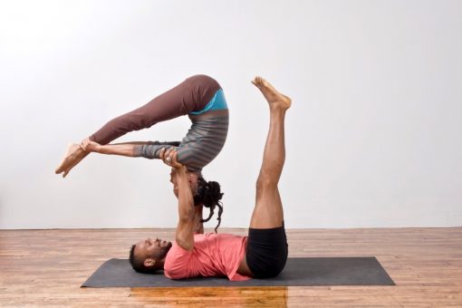 5 Benefits of Acroyoga for Women | Horn Necklace